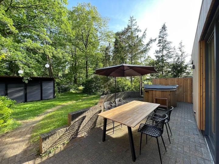 Holiday Home In Zelhem With Hot Tub & Forest - Doetinchem