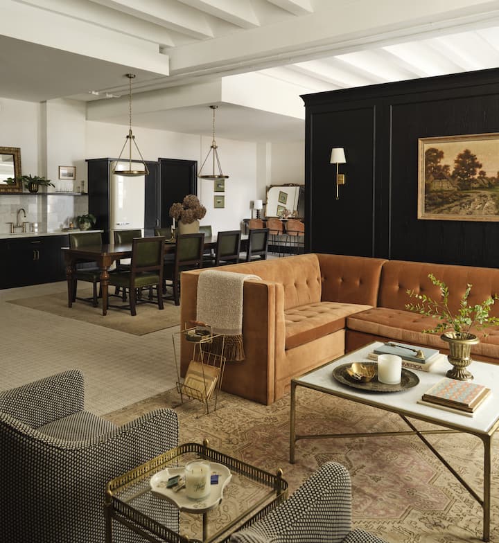 Near Magnolia, Downtown Suite For Up To 12 Guests - Waco, TX