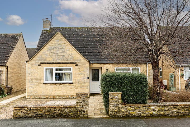 Large Cottage-central Bourton-2 Parking Spaces - Bourton-on-the-Water