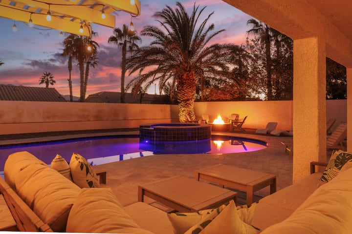 Sun And Shade Oasis  By J And Amy Bl 991449 - Mesquite, NV