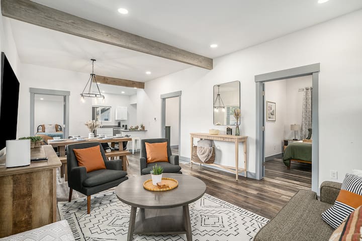 Boho Bungalow | Dog Friendly | Near Downtown - Loveland, CO