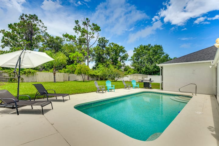 Palm Coast Comfort: Family Home W/ Lanai, Big Yard - Palm Coast, FL