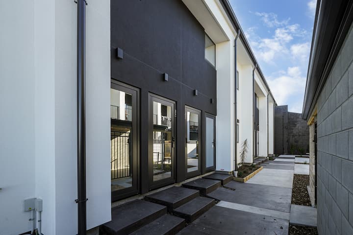 Central Crossing - Christchurch Holiday Home - Lyttelton