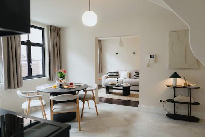Stylish Duplex Getaway In The Heart Of Antwerp - Antwerpen