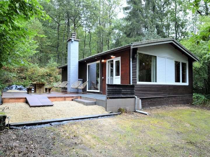 Chalet Confortable Avec Barbecue - Viroinval