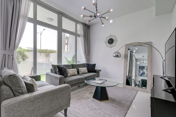 Pvh | Chic 3br Villa With Backyard - Albizia - Dubái