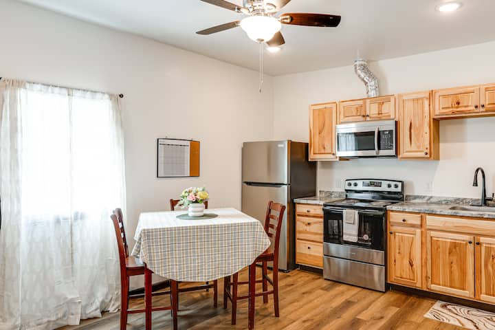< 2 Mi To Dtwn: Pet-friendly Getaway In Fairbanks - Fairbanks, AK