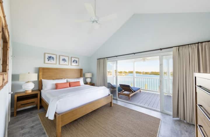 Refreshing Retreat With Kitchen And Pool Access! - Marathon, FL