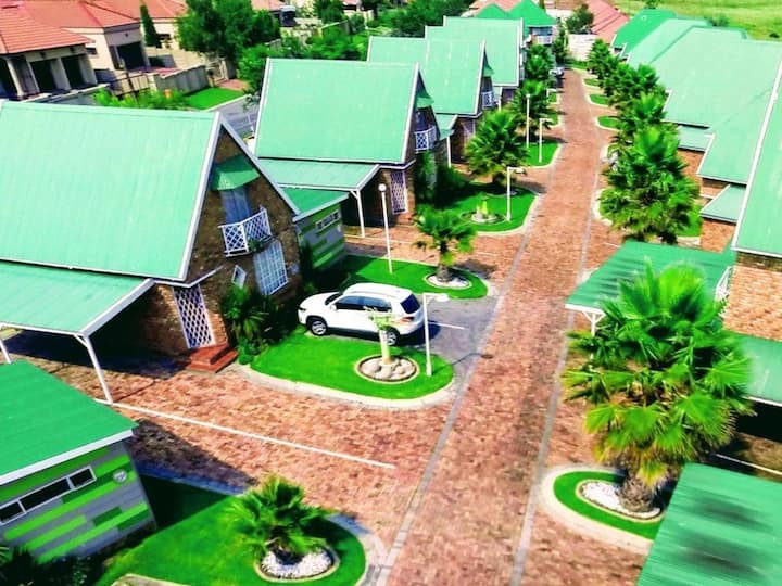 Econo Studio, The Business Lodge, Secunda - Secunda