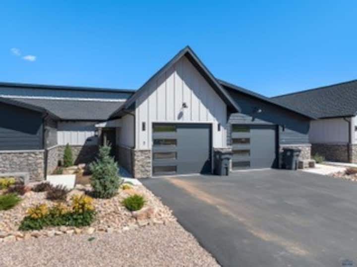 Canyon Retreat In Boulder Canyon - Sturgis, SD