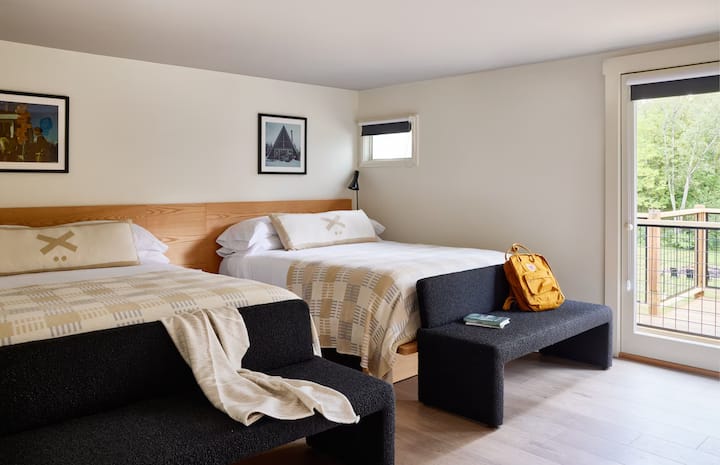 Deluxe Double Queen W/ River Access | Tälta Lodge - Stowe, VT