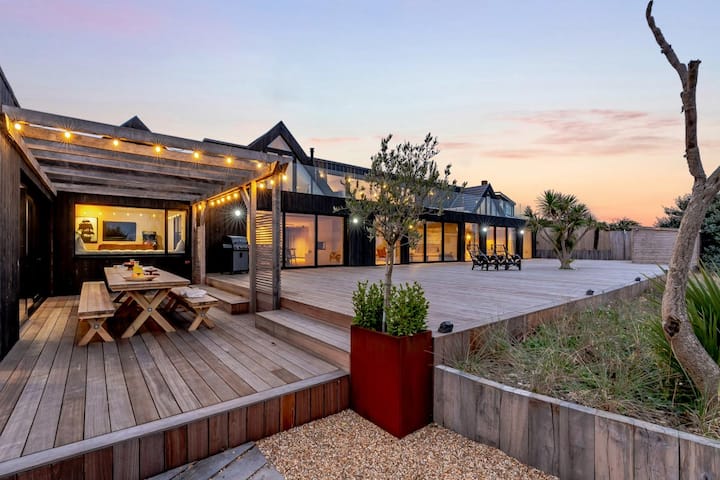 5 Bed In Bexhill-on-sea (Oc-c32704) - イーストボーン