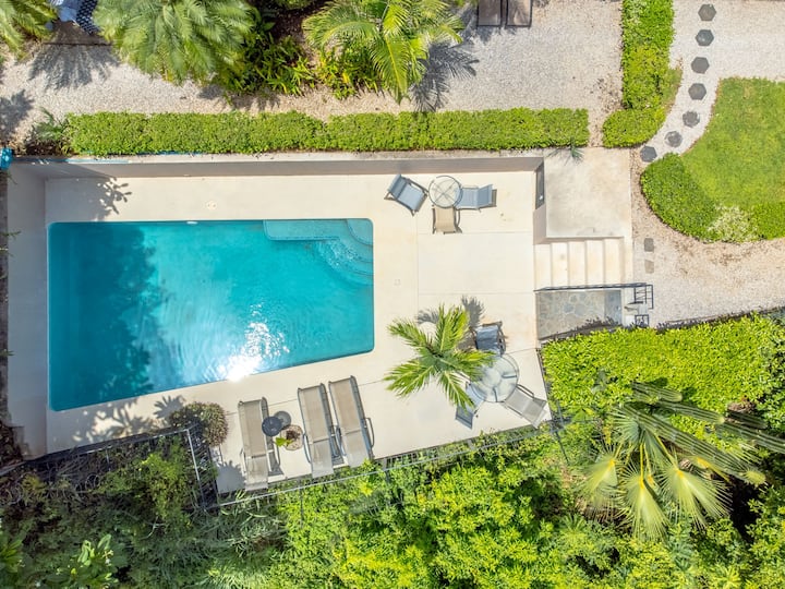 Ocean View, Walk To The Beach, Gated Parking - Tamarindo