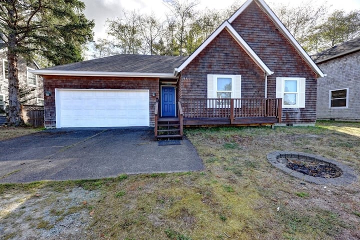 Peaceful Dog-friendly Cottage Near Creek And Ocean - 만자니타