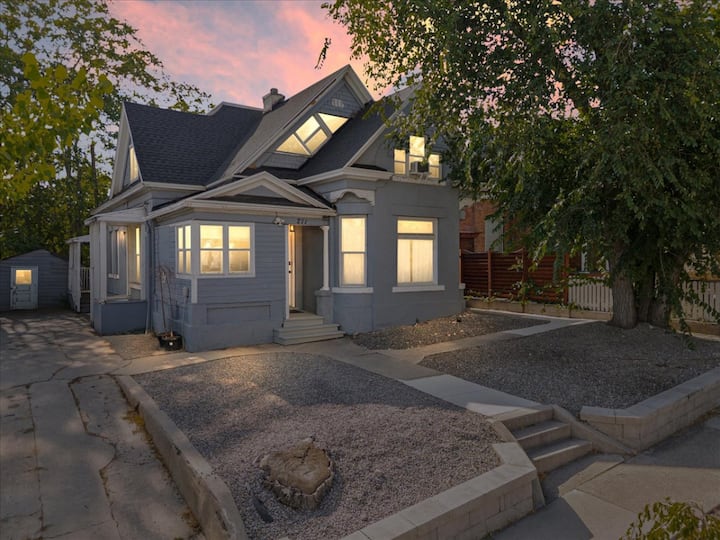 East Street Retreat | Walk Everywhere! - Salt Lake City, UT