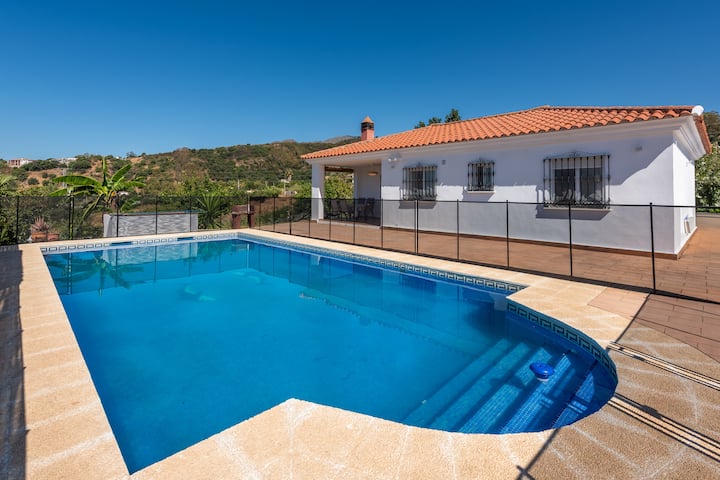 Casa Vacacional La Madriguera - Estepona