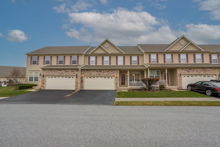 17699spacious Townhouse Sleeps 8 Pool Parkin - Lewes