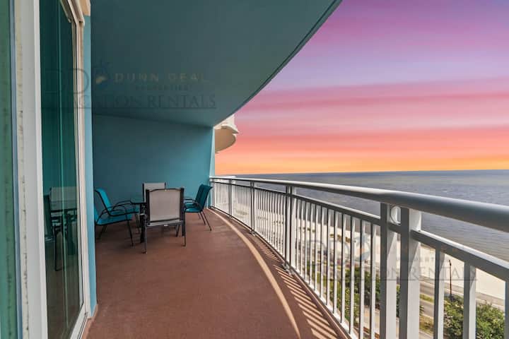 1206 Legacy Tower One Overlooks The Beautiful Gulf - Gulfport, MS