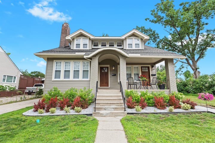 Charming & Modern 2bedroom Loft Downtown Ferndale - Ferndale, MI