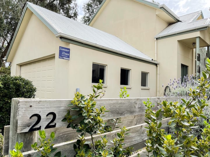 Summer House - 22b Harold St - Robe