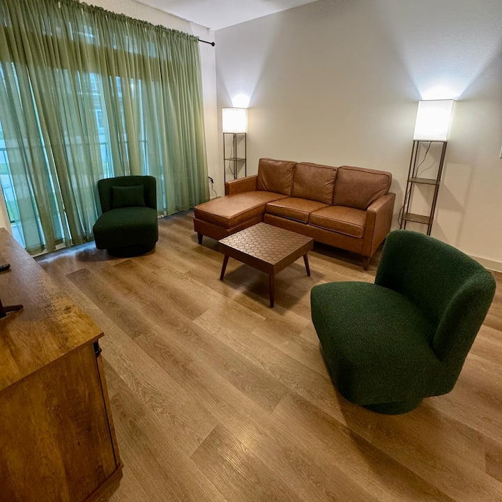 Charming 2 Bedroom In San Marcos - San Marcos, TX