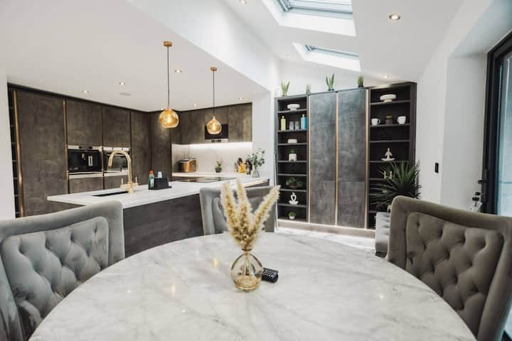 Exceptional House In Bristol - Hot Tub - Bristol
