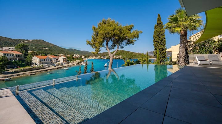 Beachfront Villa Korina Blue With Pool - Korcula