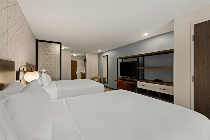 3 Units | Extended Stay Suites | Newnan, Ga Center - Newnan, GA
