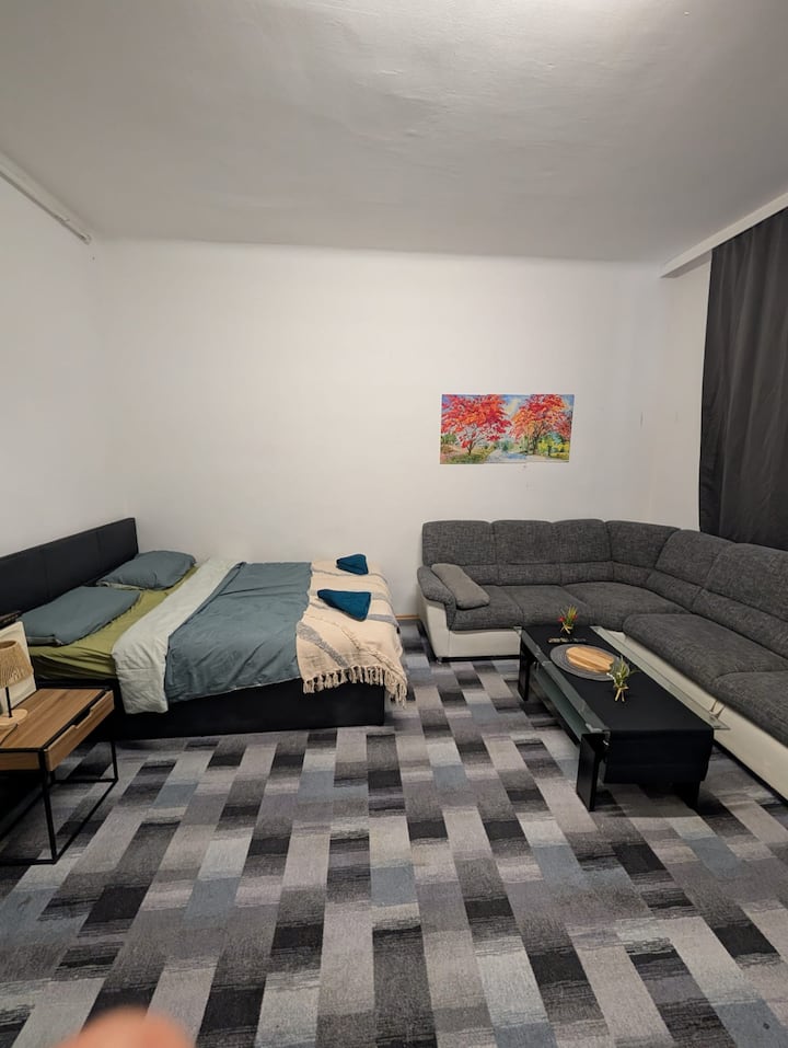 Cozy Apartment In Simmering - Aeropuerto de Viena-Schwechat (VIE)