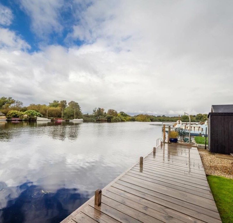 Yare View Riverside, Norfolk Broads - Cabañas en alquiler en Brundall ...