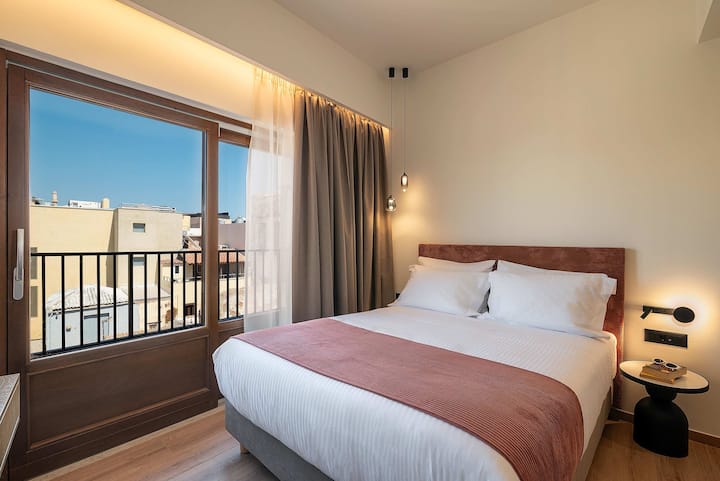 Zoera Deluxe ΟNe ΒEdroom Suite - Chania