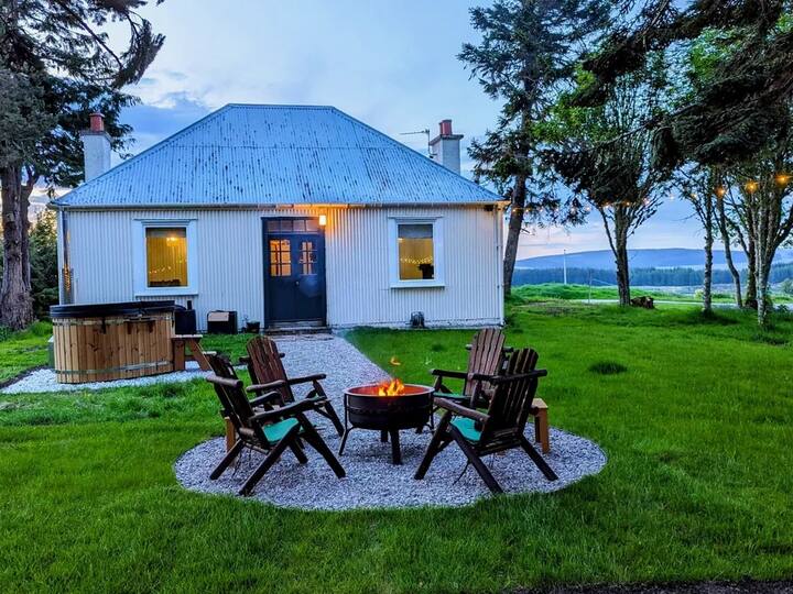 The Challenger Estate - Bothy - Lairg