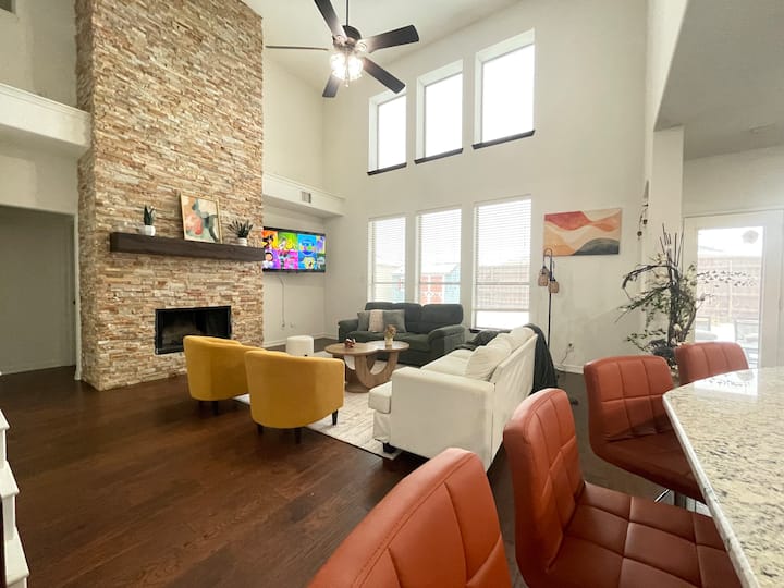 Sports Hq | 6br, Game Room, Pool Table, Sleeps 18 - フリスコ, TX
