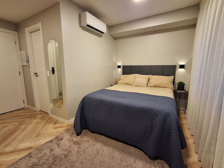 Jp Redenção | Studio 3 Pessoas – Central Poa - Porto Alegre