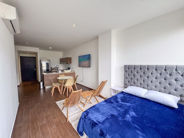 View Of Cerro De La Silla + Full Comfort - Monterrey