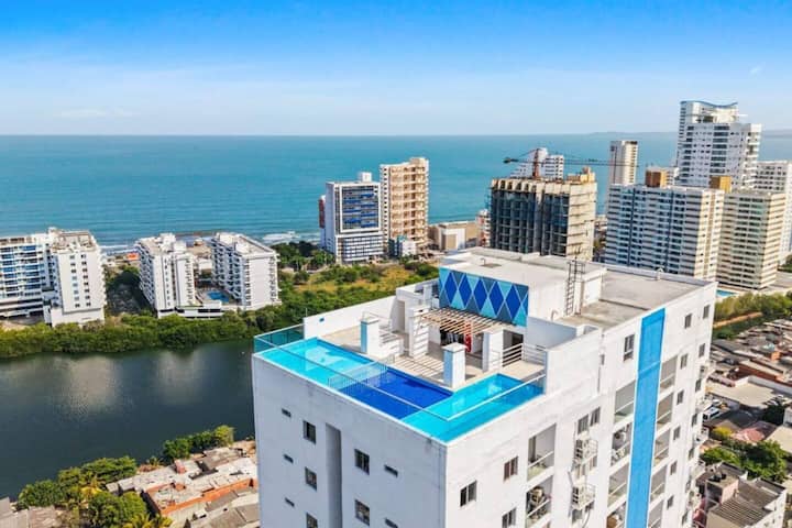 Escápate Al Cielo De Marbella: Piso 15 Con Piscina - Cartagena