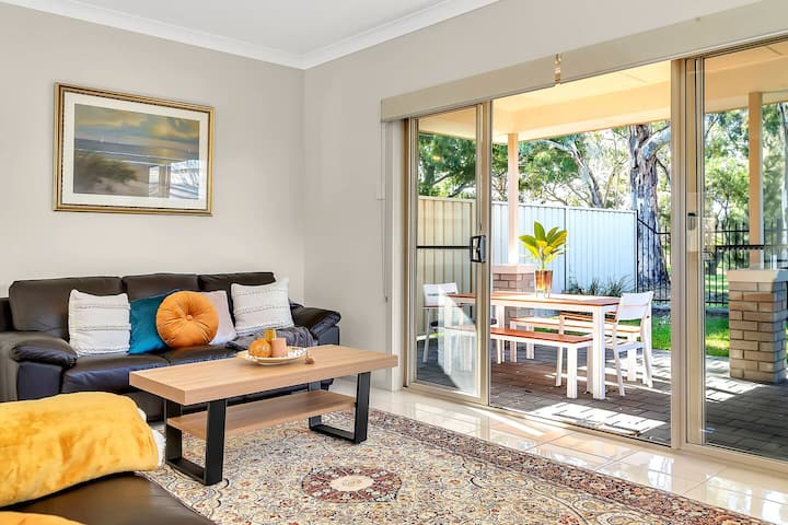 Opie Grove—parkside Calm Near West Beach & Trails - Australia