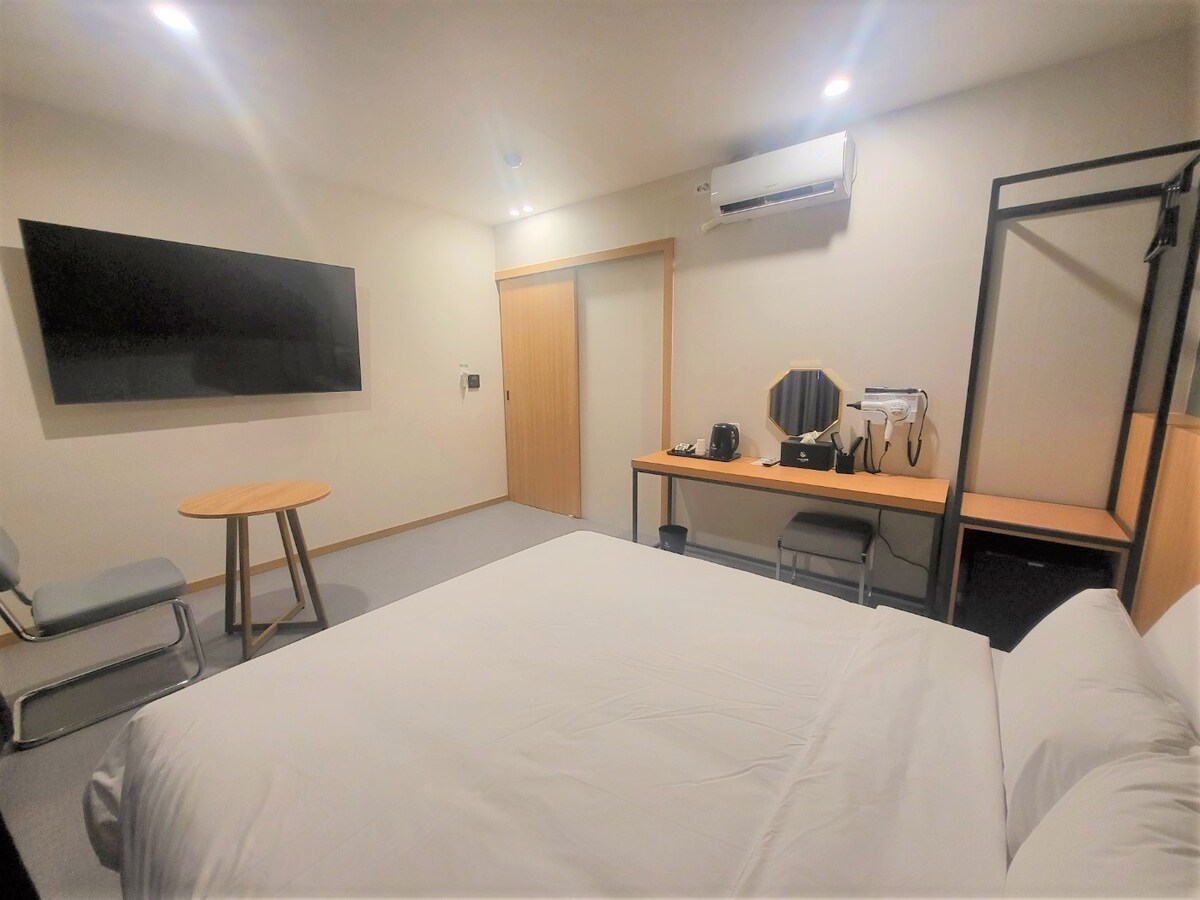 # Gare de Changwon # Centre d'art de luxe OTT TV Bing Wat Cha Netflix ...