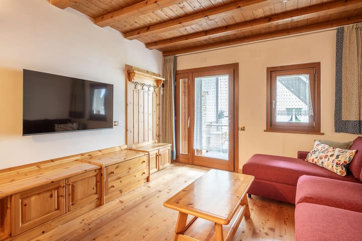 Beautiful Ground Floor Flat Few Steps From Centre - Cortina d'Ampezzo
