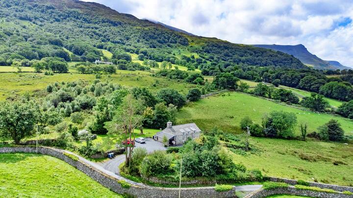 Finest Retreats | Penclogwynau - Dolgellau