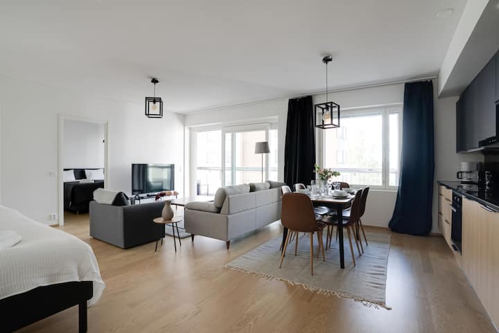 Tampere Soccer Stadium 82sqm For 7 Guest By Comein - Tampere