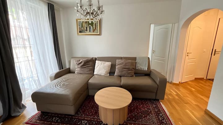 Stylish Downtown Montreux Apartment – Ideal For 4 - Vevey