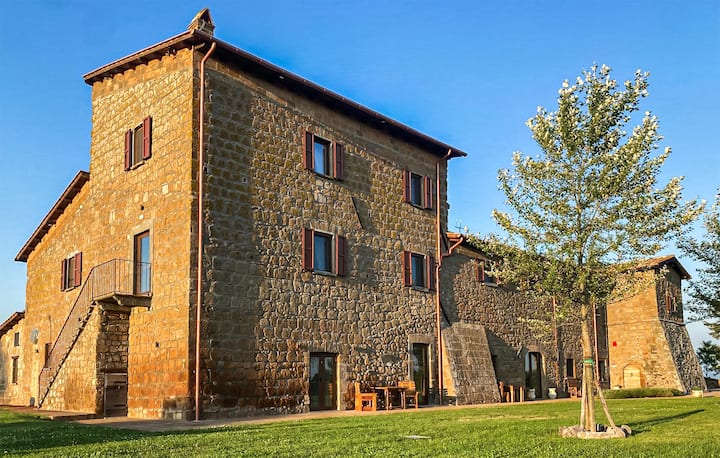 Stunning Apartment In Lubriano With Sauna - Orvieto