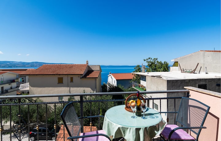 Beautiful Apartment In Omis With Wifi - Omiš