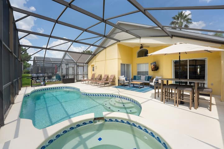 Carpet-free 4br W/ Pool, 2 Master Bds, Near Disney - Kissimmee, FL