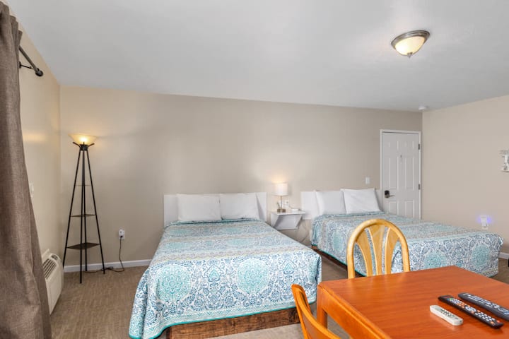 Cozy Lakeview Suite With Kitchenette - Loon Lake, Lake City