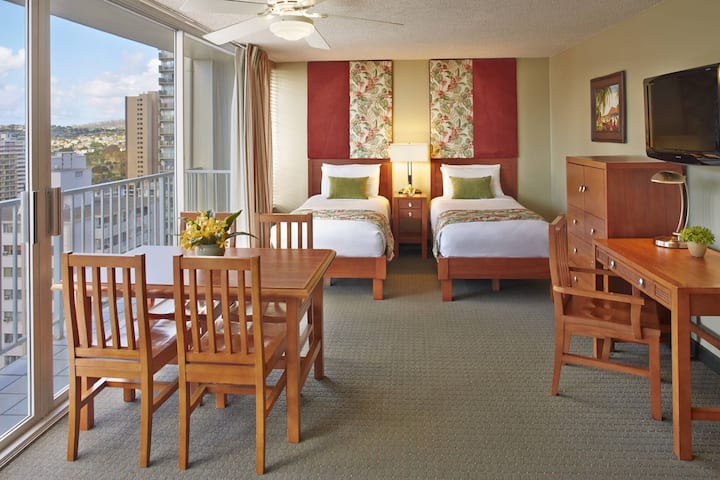 Ocean View 1br | 2 Twins | 2 Units | Waikiki Beach - Honolulu, HI
