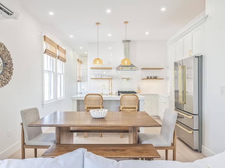 Modern 4br Condo In Downtown Cape May | - Cape May, NJ