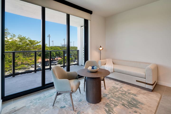 New 1br Corner Unit In Miami Beach, Walk To The Be - Miami Beach, FL