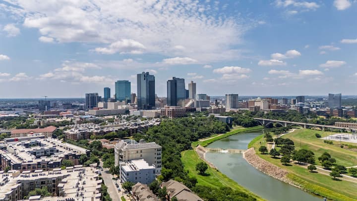 Trinity River + Skyline Views | Near Stockyards - Fort Worth, TX